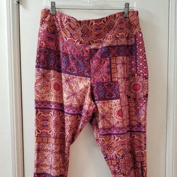 Terra And Sky | Pants & Jumpsuits | Terra And Sky Knit Capris | Poshmark